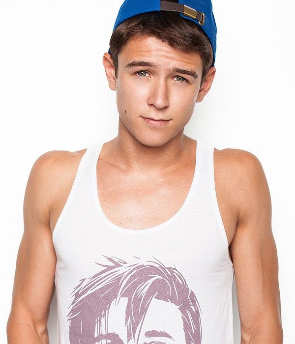 Evan Parker (Helix Studios) | Scrolller