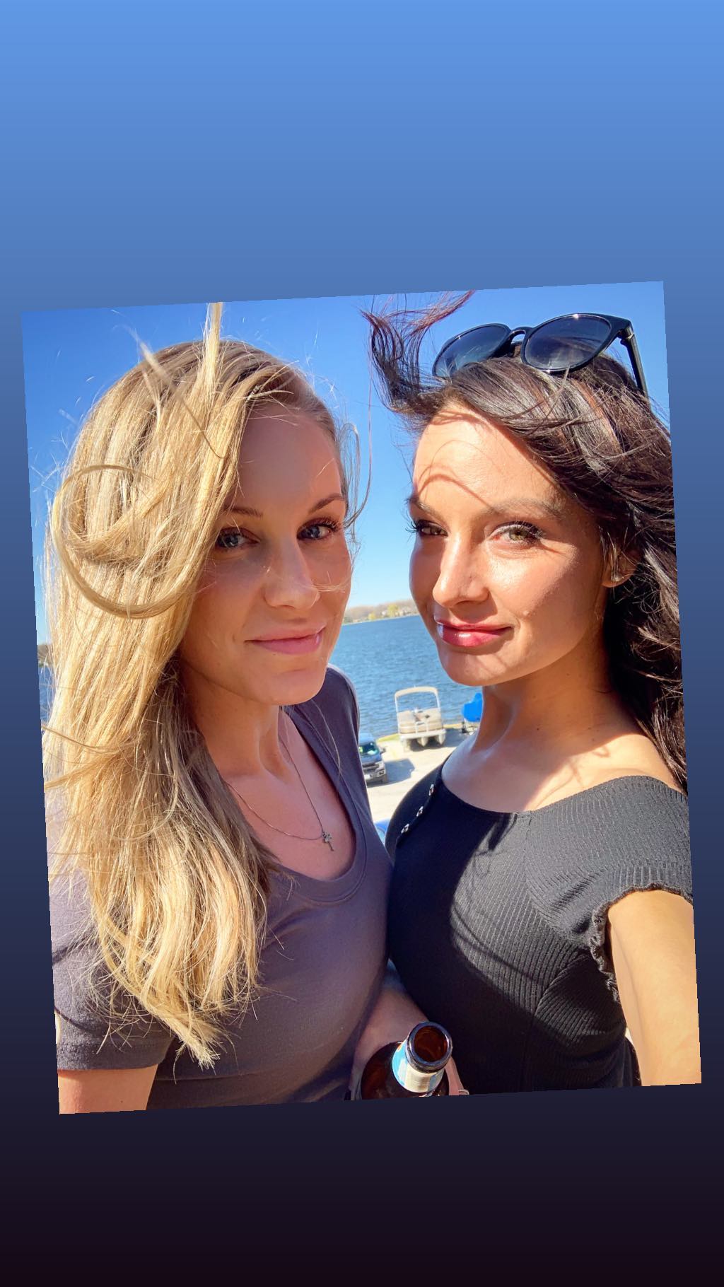 Even her sister is hot | Scrolller