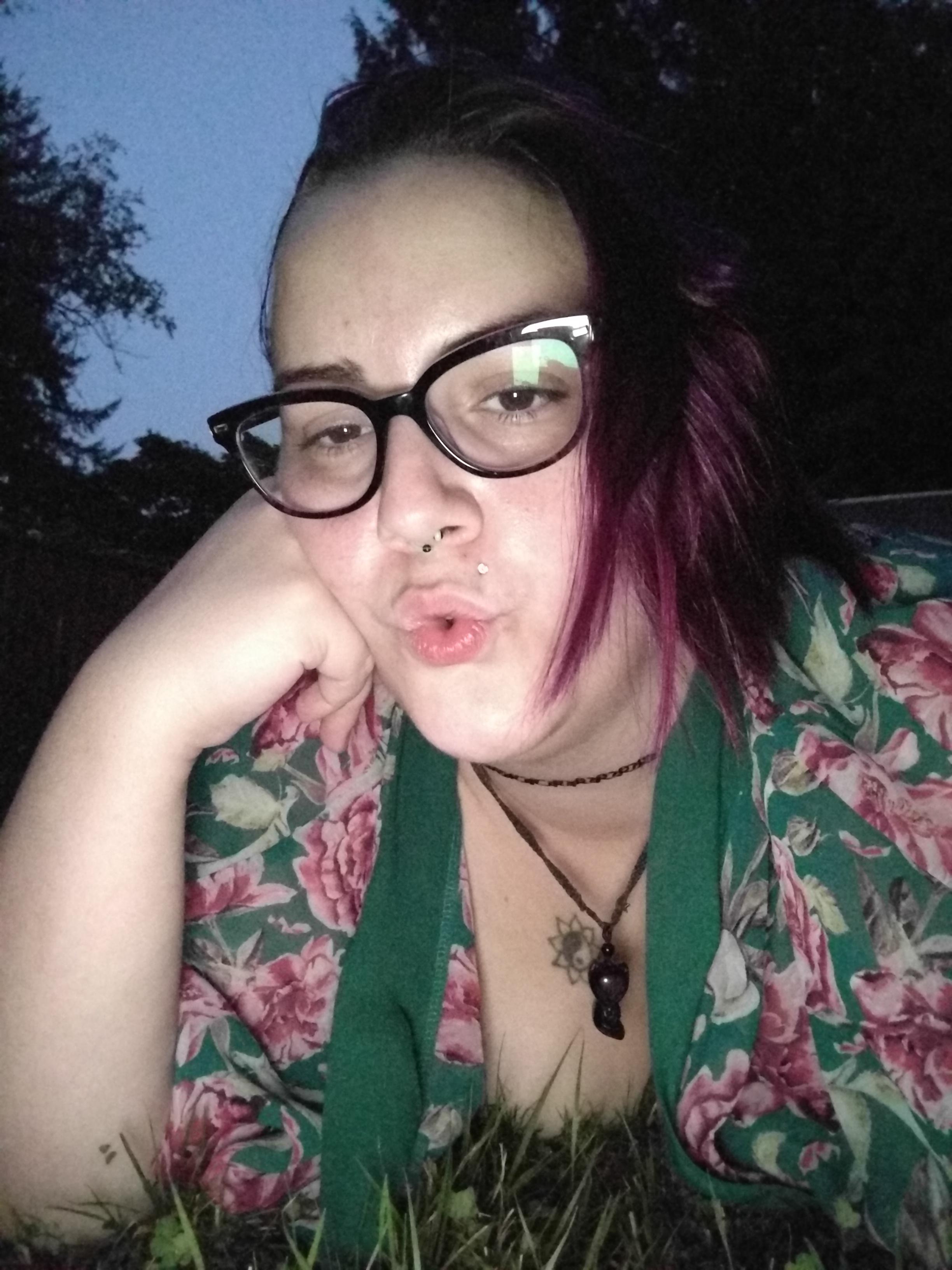 Evening dew on evening boobs [f] | Scrolller