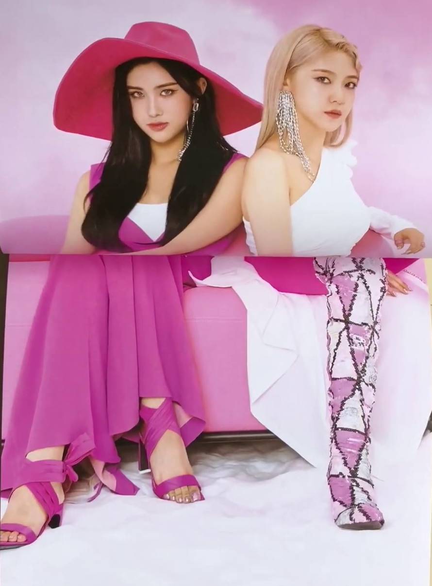 Everglow - Aisha | Scrolller