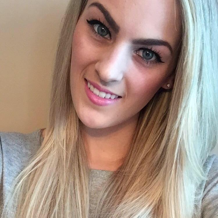 Every picture she posts | Scrolller