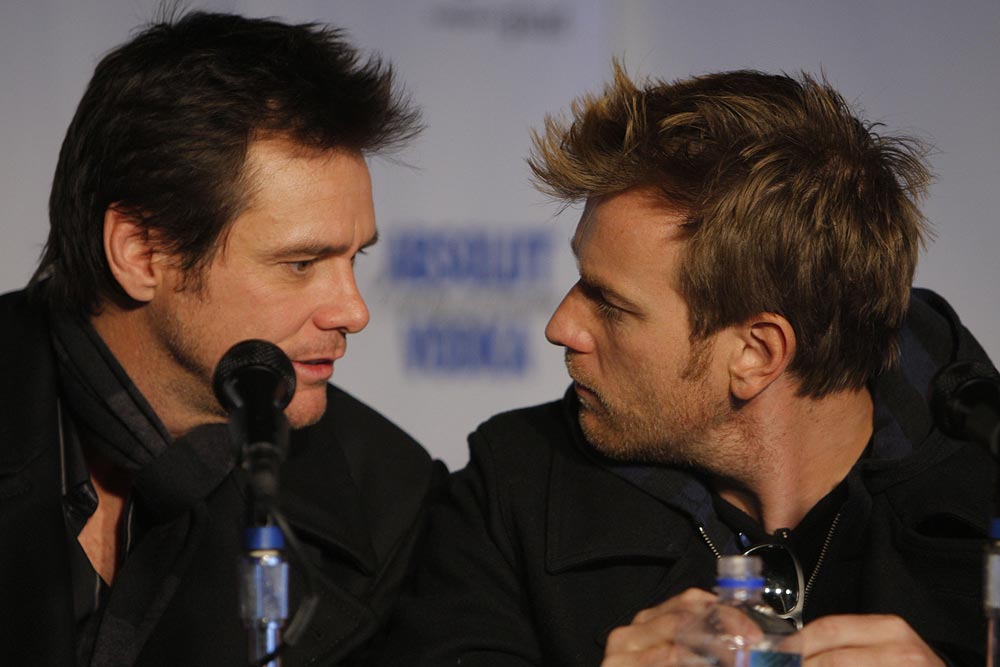 Ewan McGregor and Jim Carrey | Scrolller