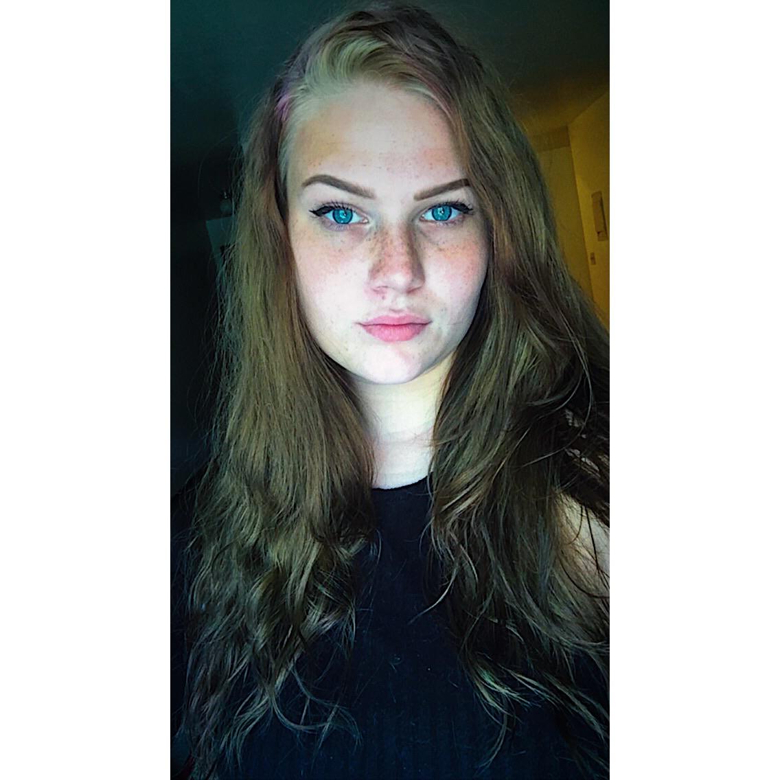 Excuse my resting bitch face | Scrolller