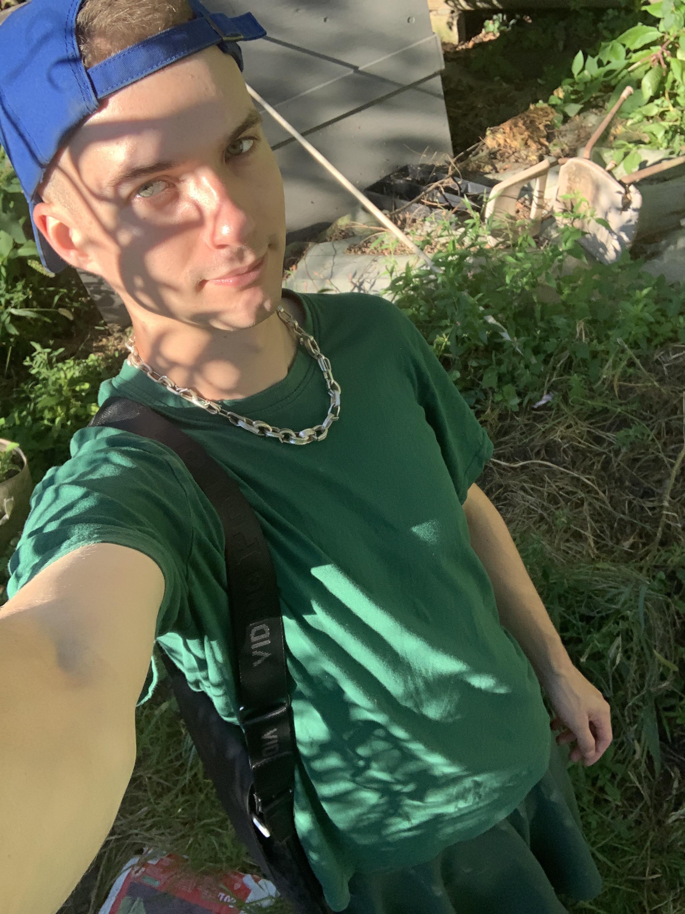 Exploring my backyard | Scrolller