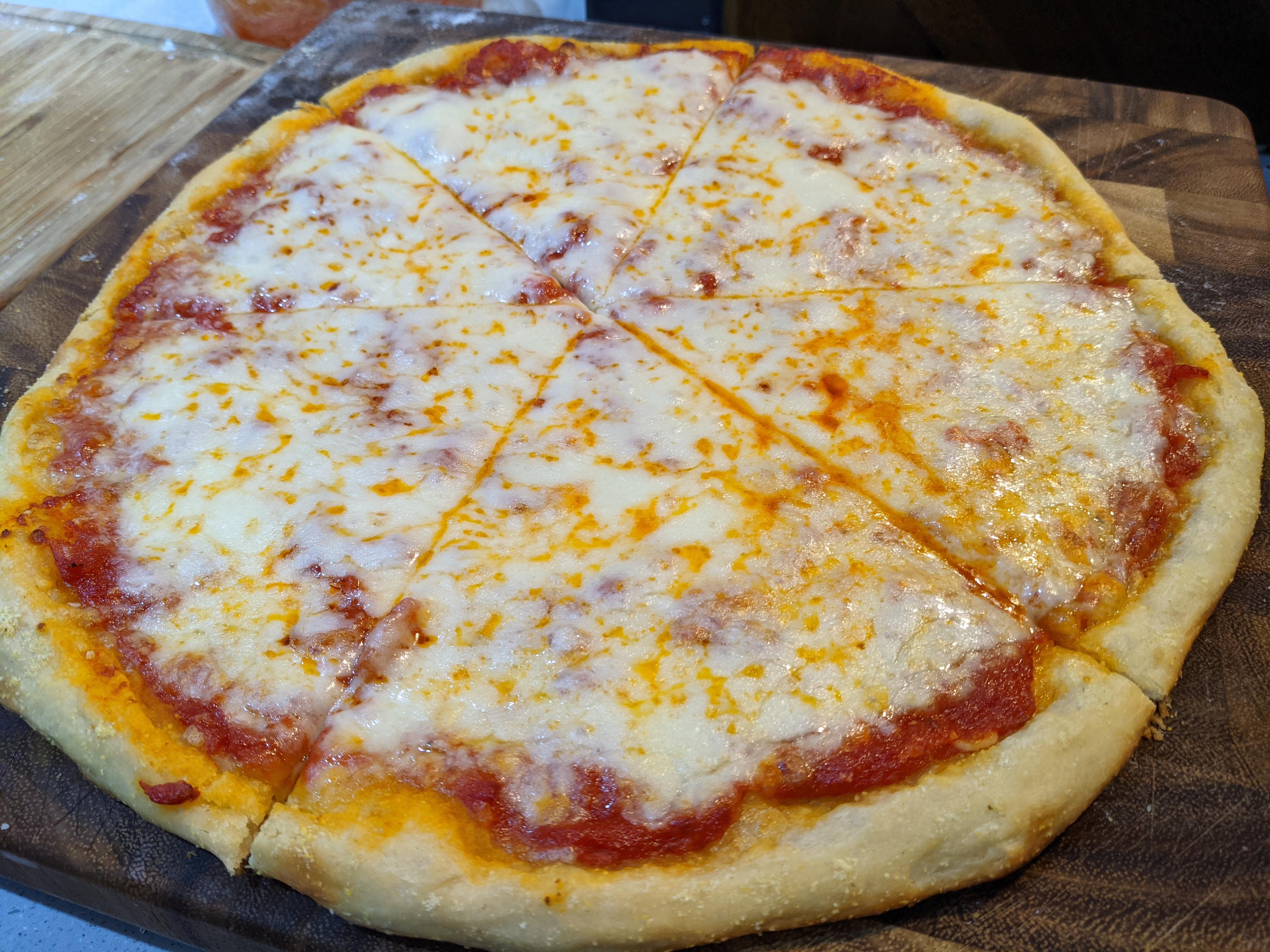 Extra cheesy NY style pizza | Scrolller