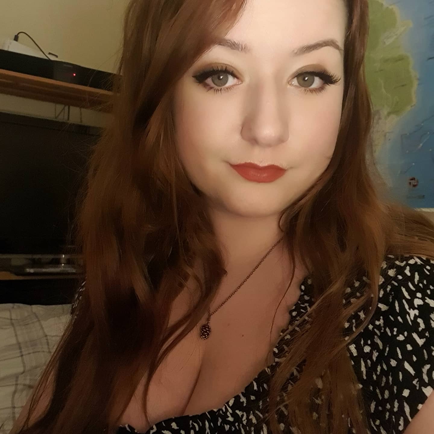 (21/F) just a friendly hello and how are you? | Scrolller