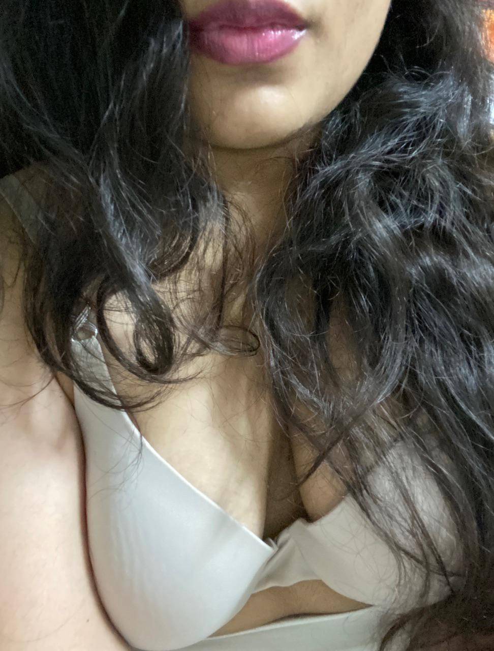 [F]eeling great tonight. | Scrolller