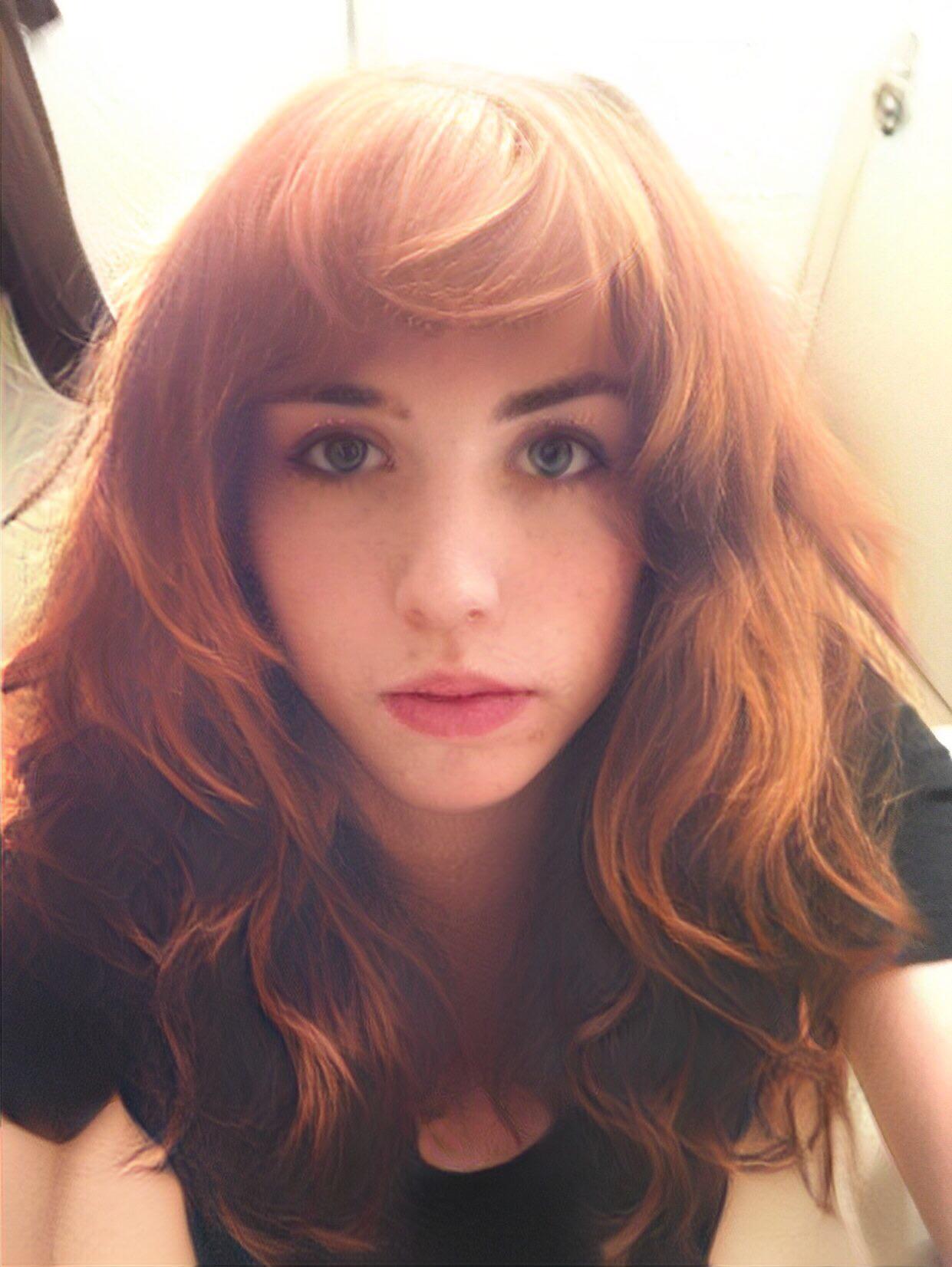 [F] French, clothed, nerdy and cute... don’t I belong in this sub ? 😇😇 | Scrolller