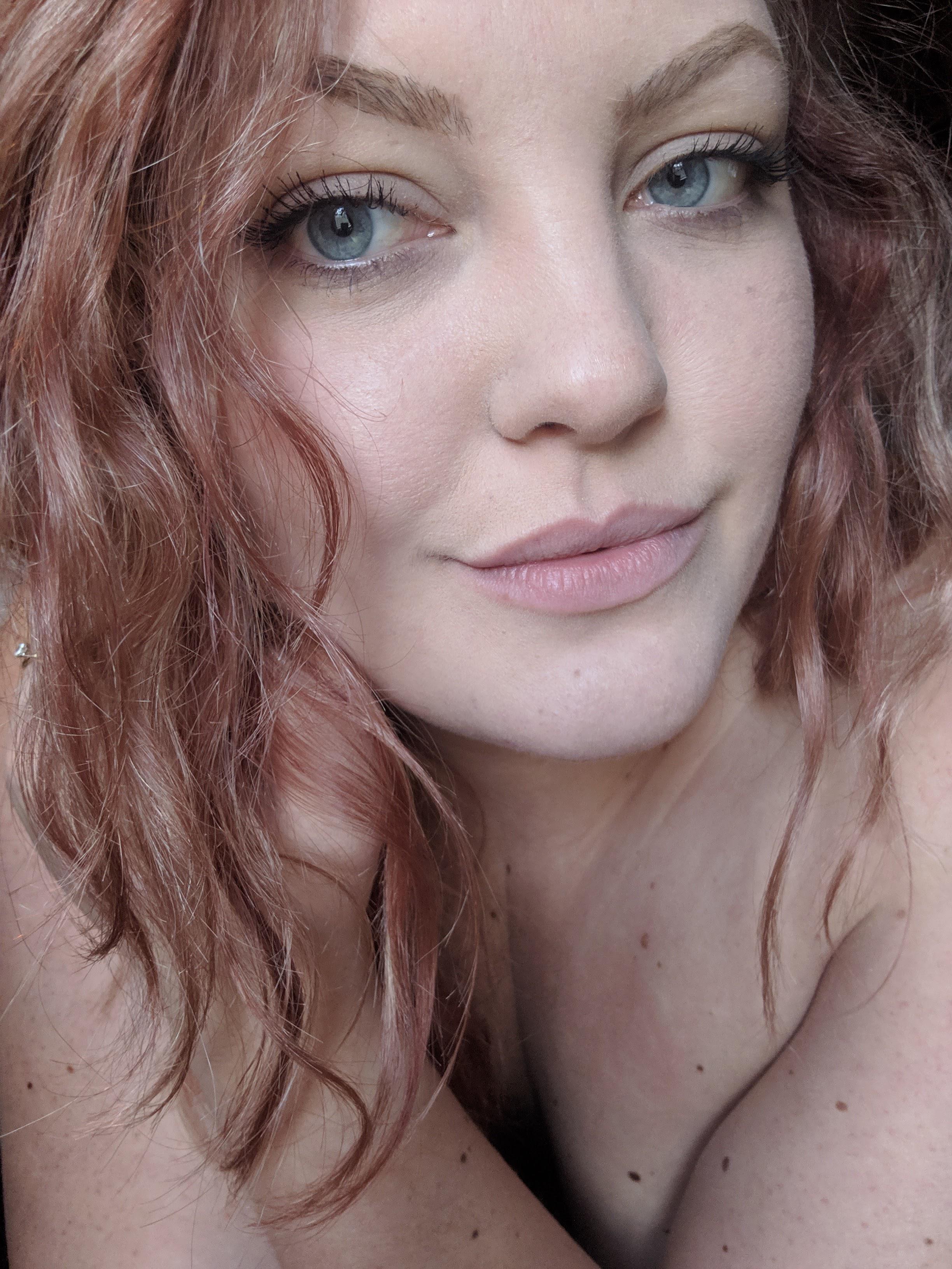 [F] You can't see anything but I know you wish you could. | Scrolller