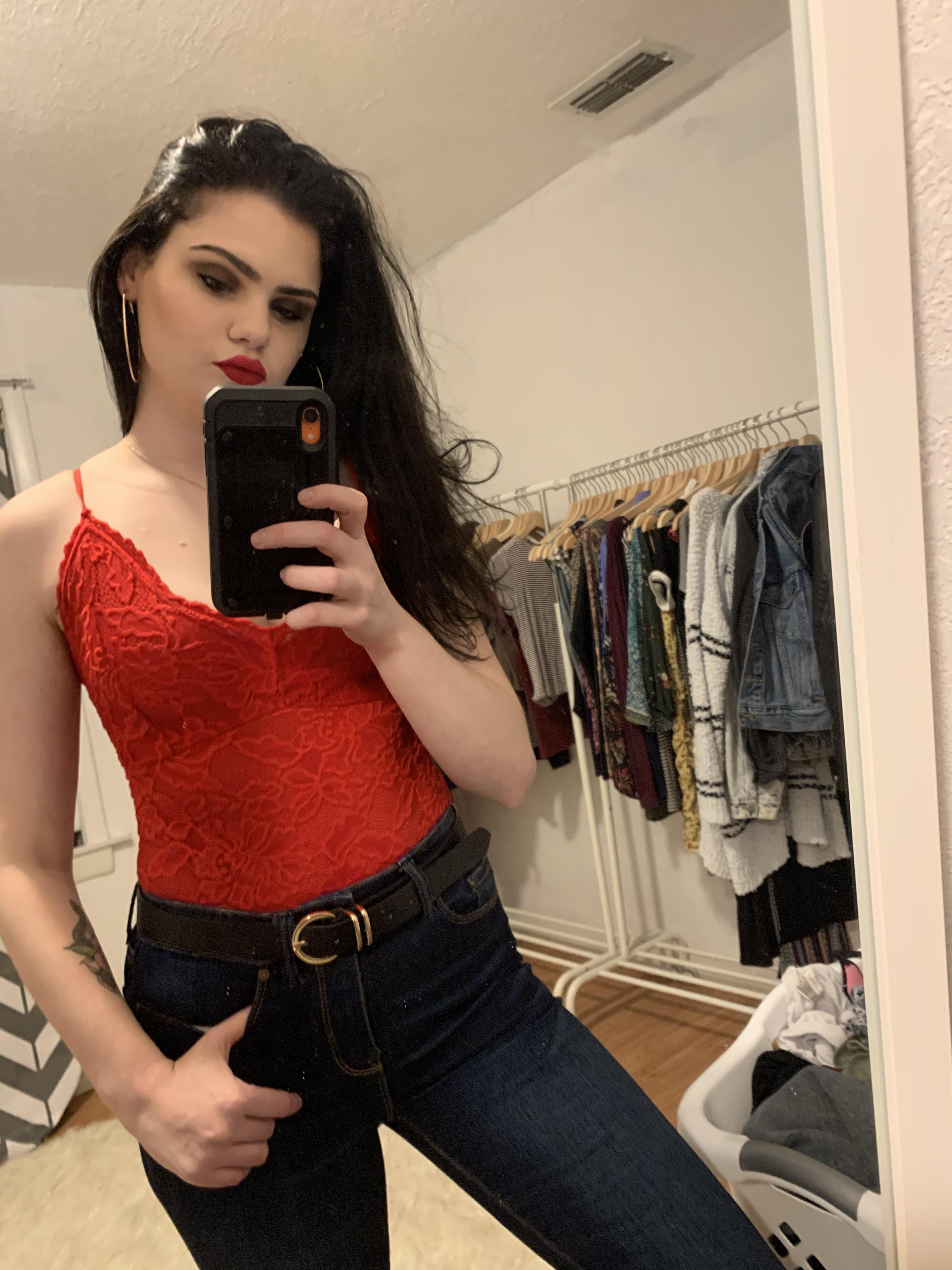 F28 looking cute in red | Scrolller