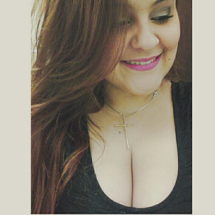 (F31) Plus-size mommy of 2. As you can see, my faith is big and heavy. 😉 | Scrolller