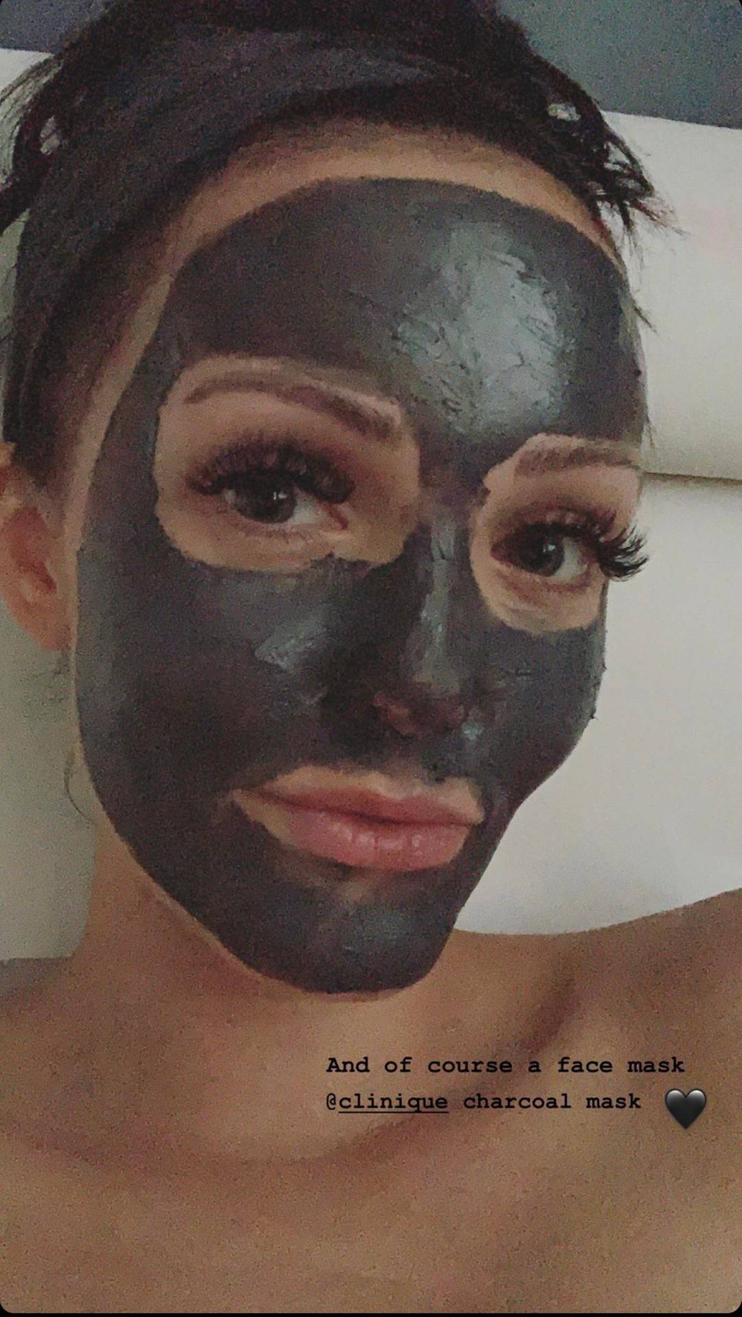 Face mask | Scrolller