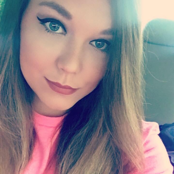 Face reveal | Scrolller