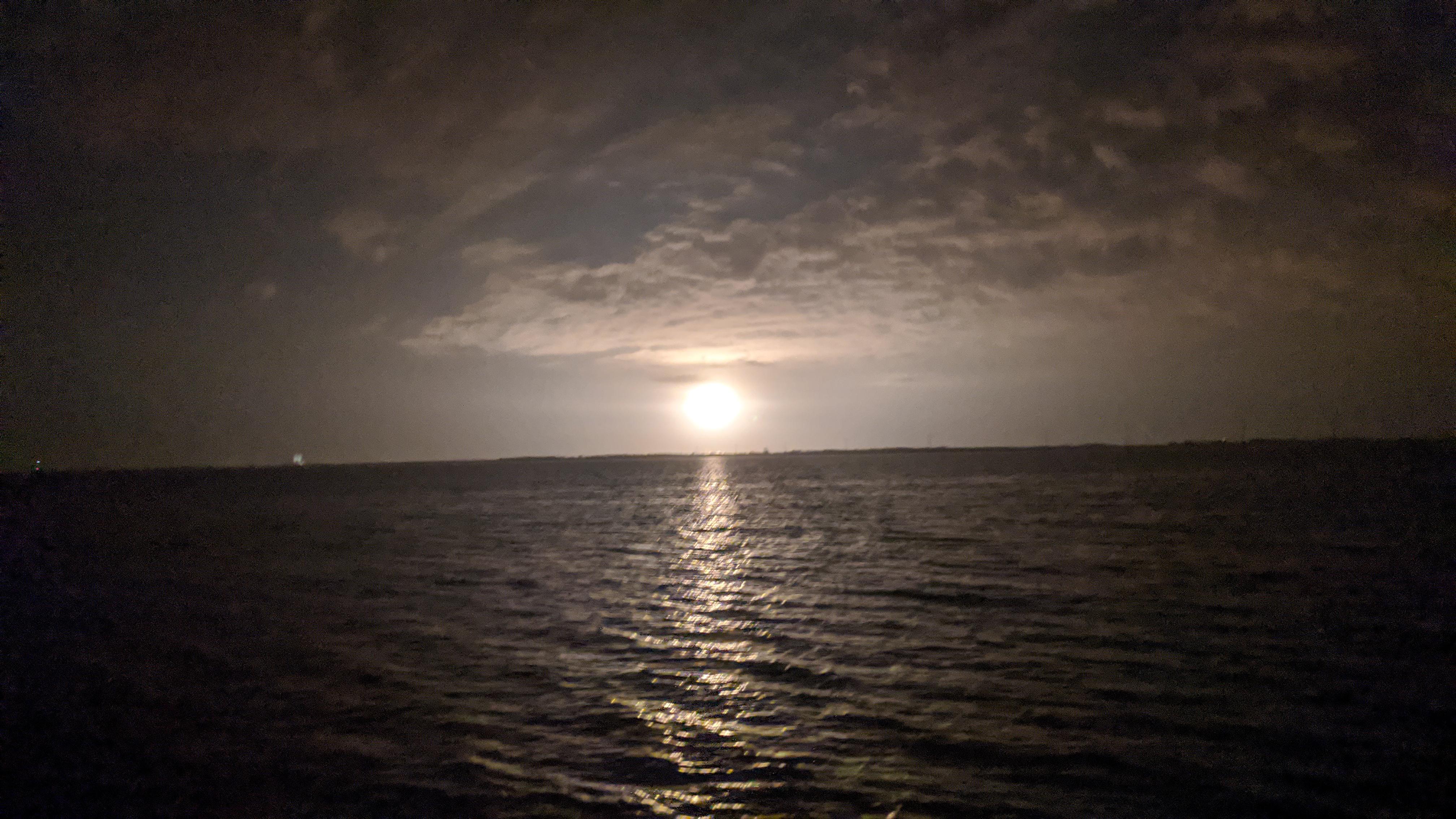 Falcon 9 launch | Scrolller