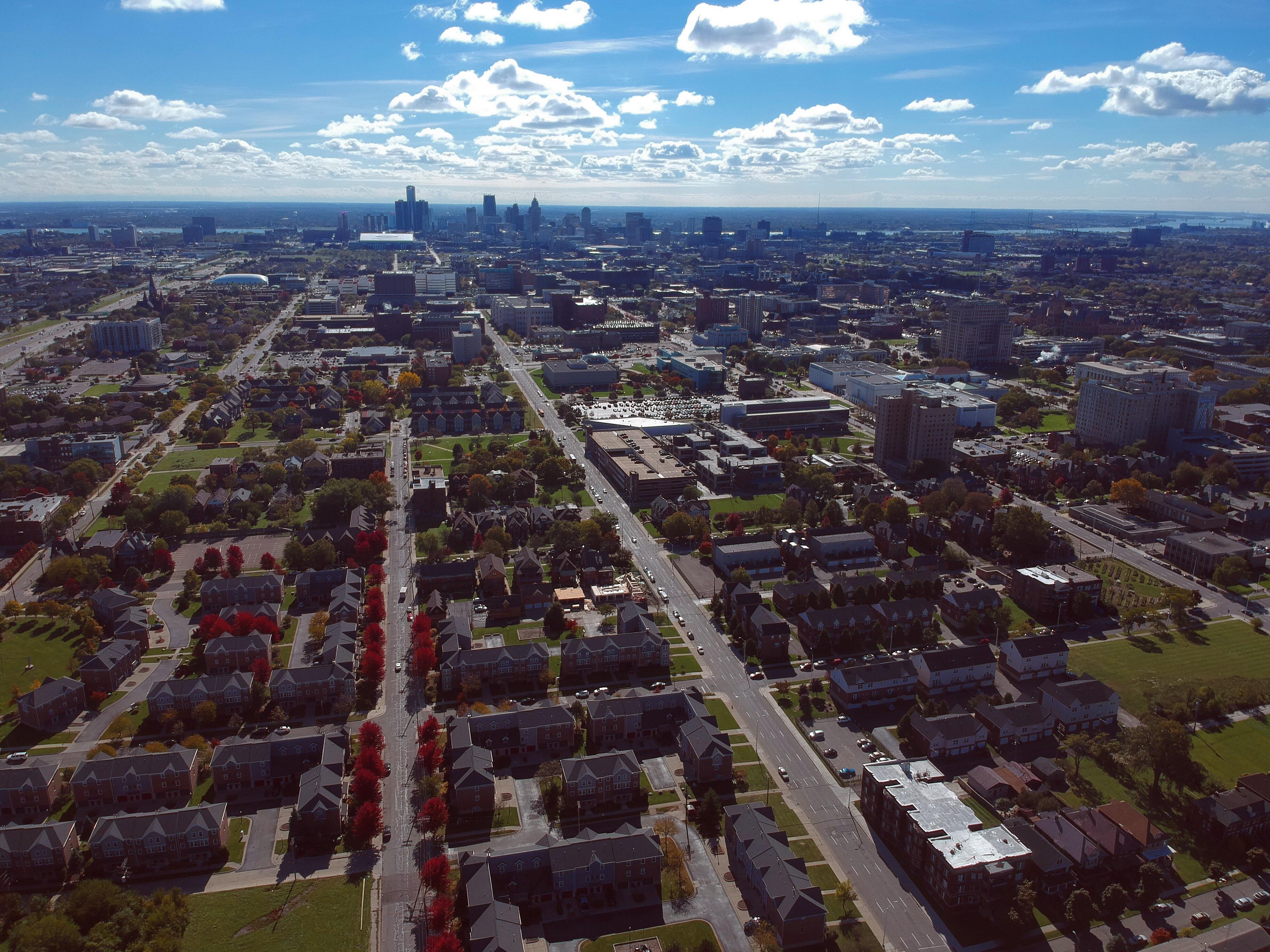 Fall in Midtown | Scrolller