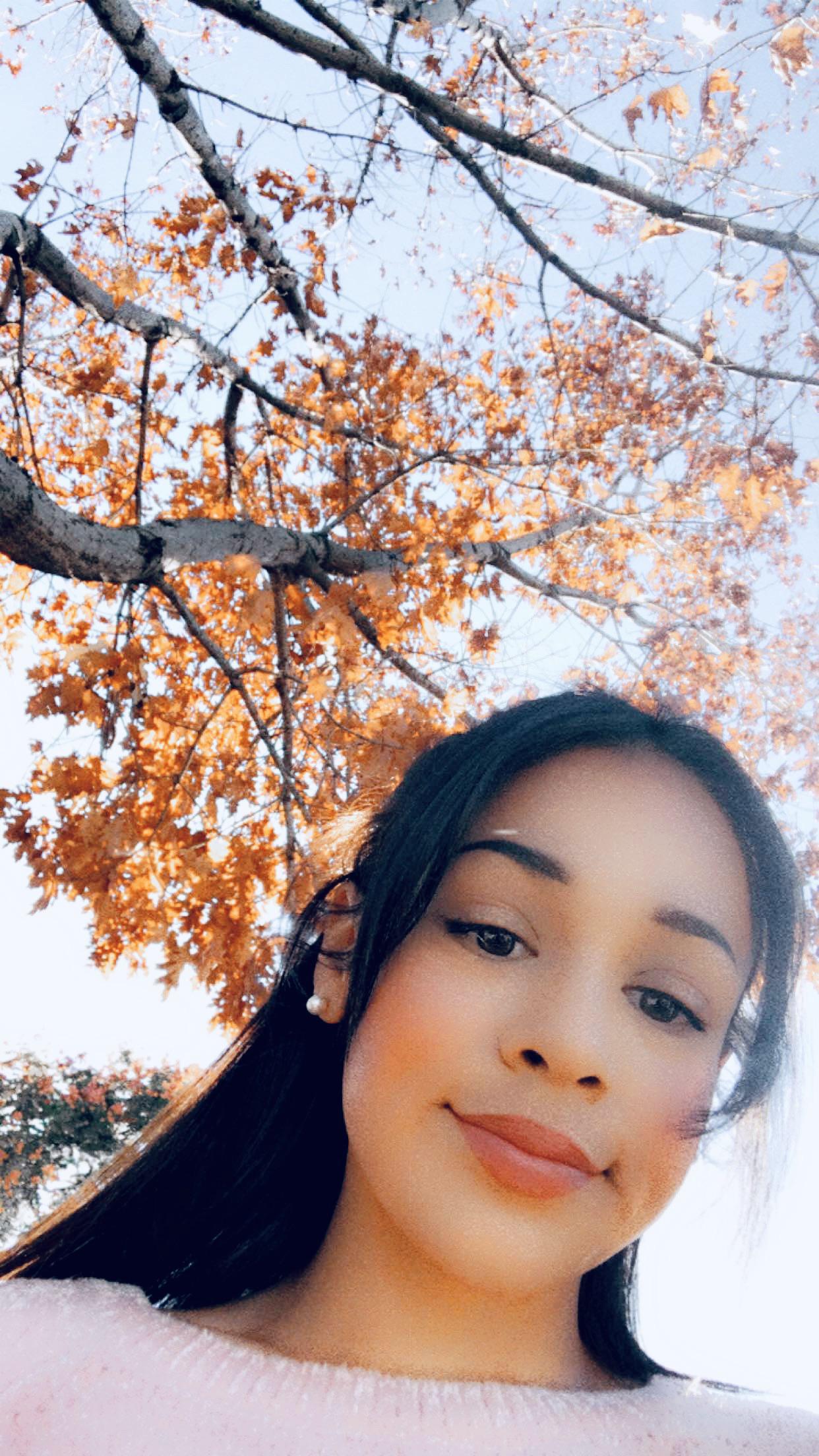 fall might be my favorite season 🍁🍂 (31f) | Scrolller