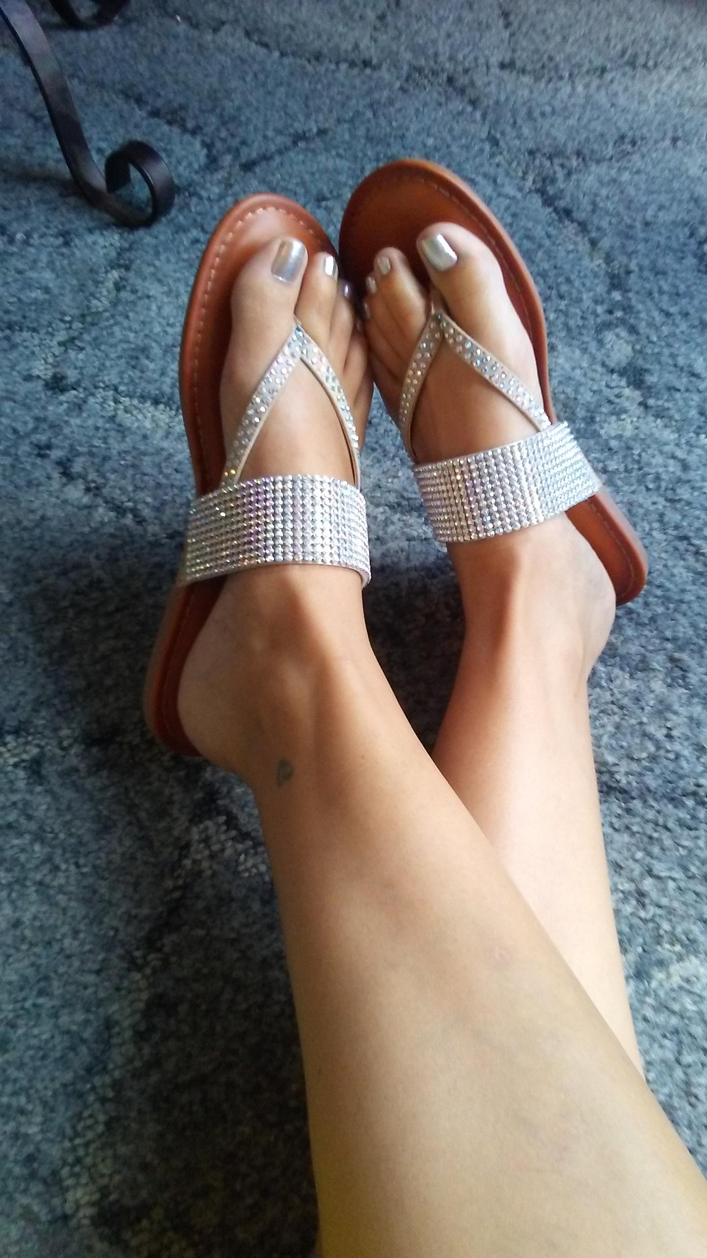 Fancy Feet💜;) | Scrolller