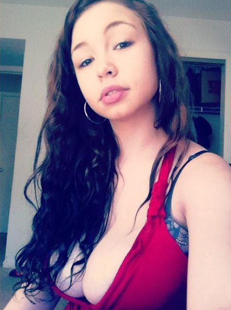 [FB] Sasha | Scrolller