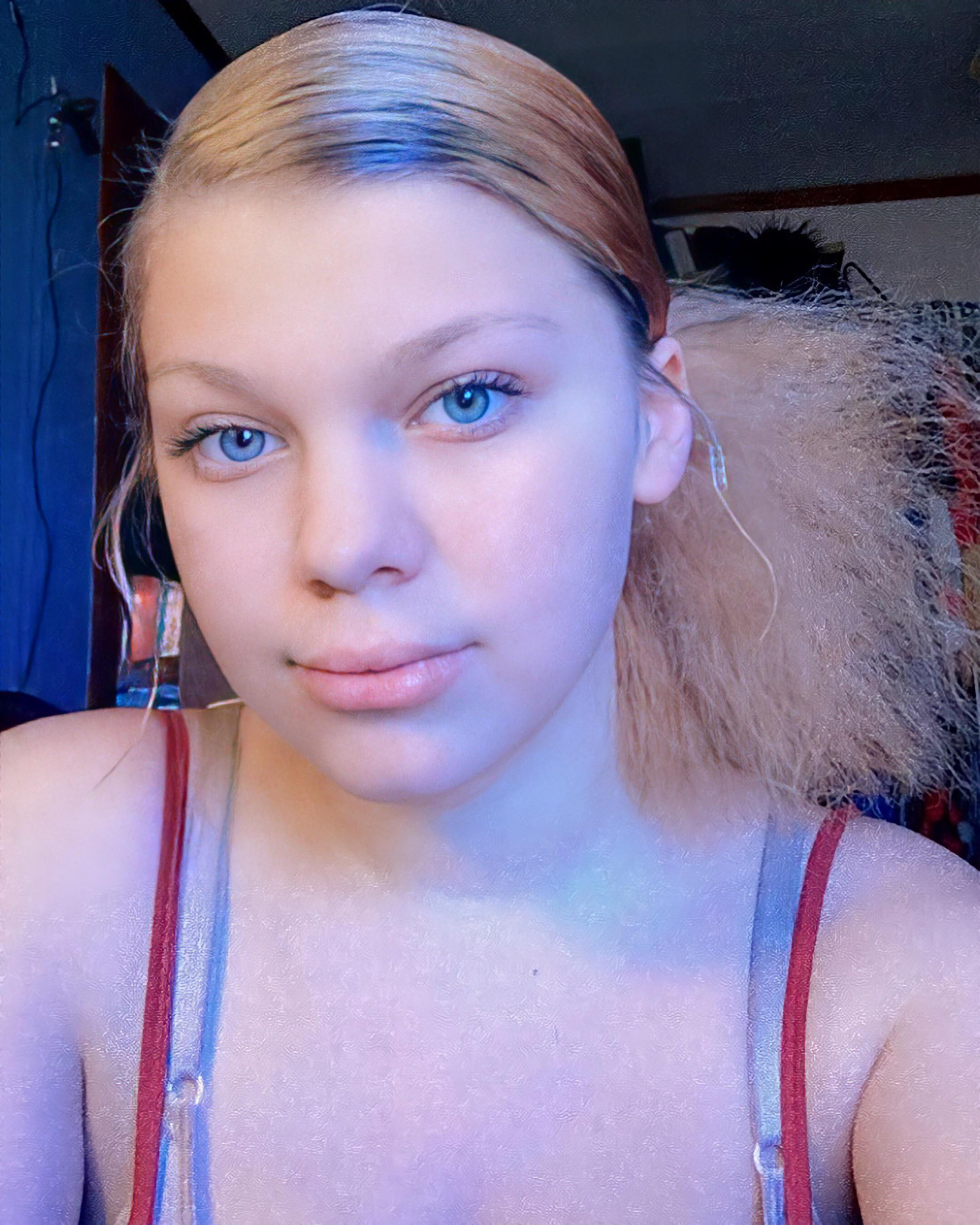 Feeling cute ️ | Scrolller