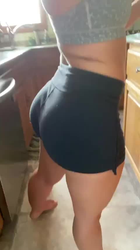 Feeling good after a hard workout! | Scrolller