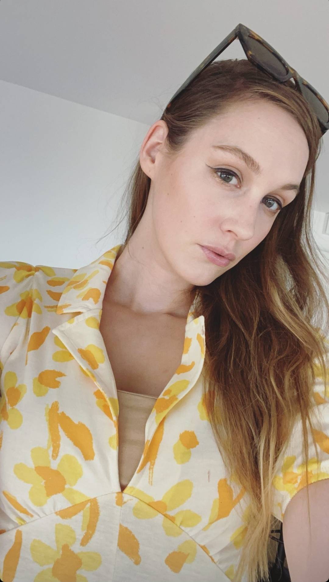 Feeling herself | Scrolller