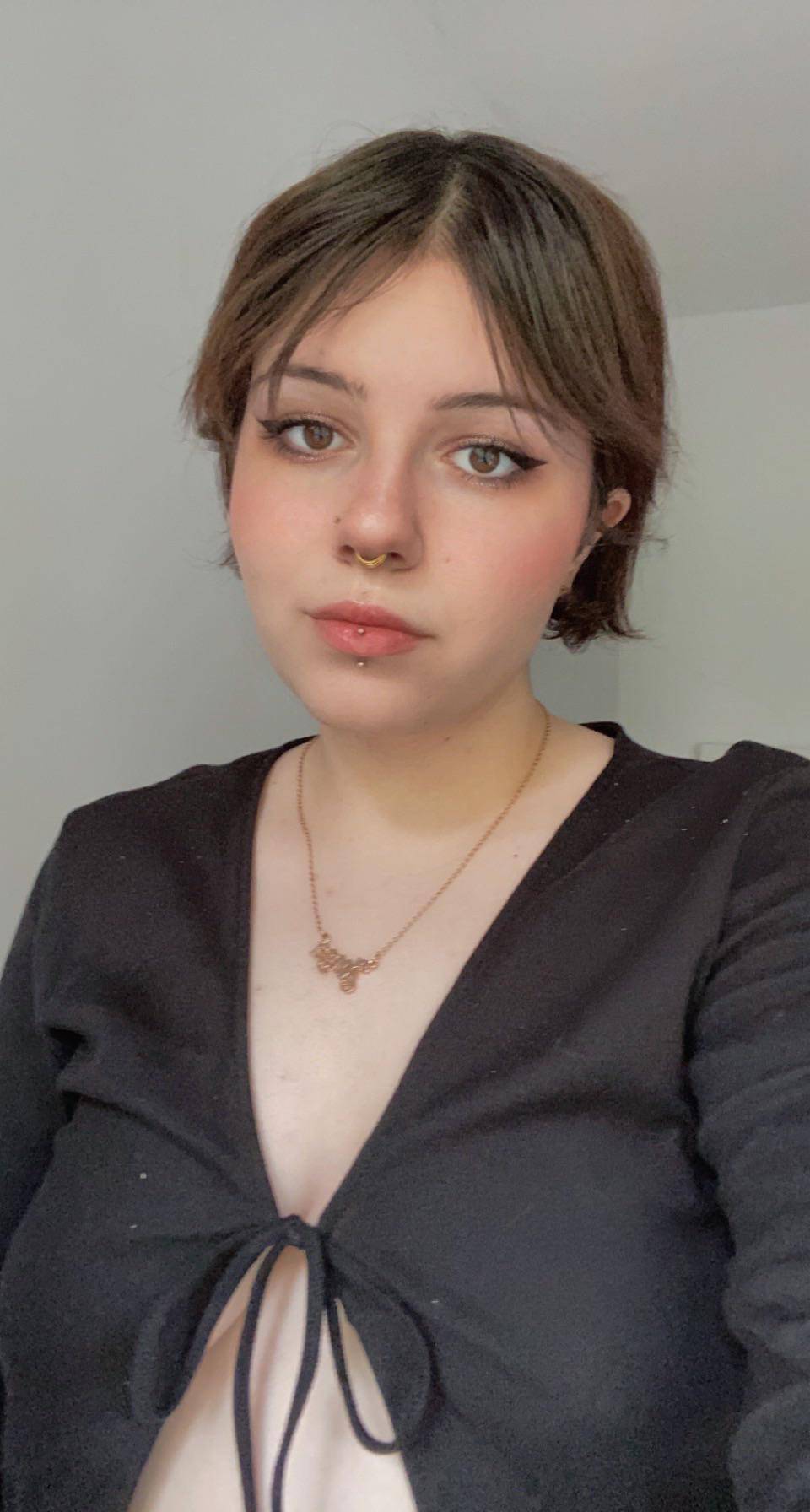 feeling impulsive >:) | Scrolller