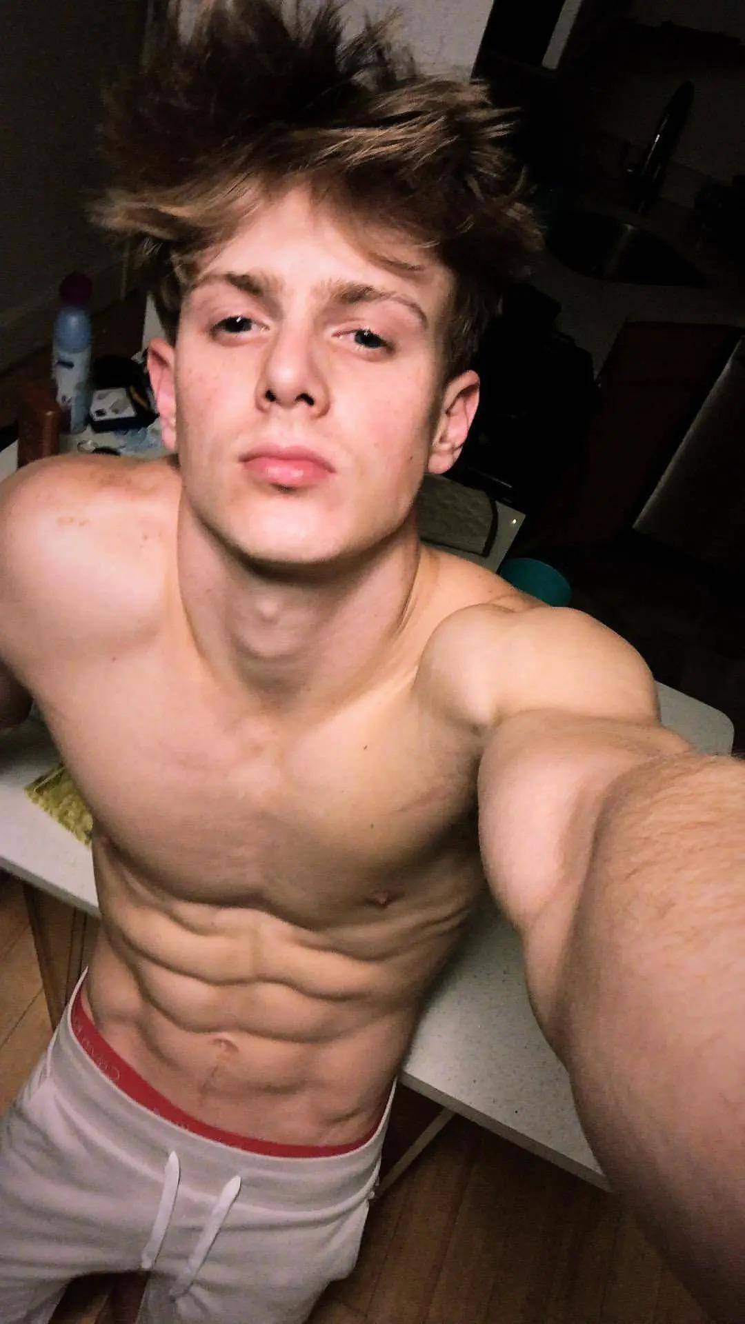 Feeling sleepy | Scrolller