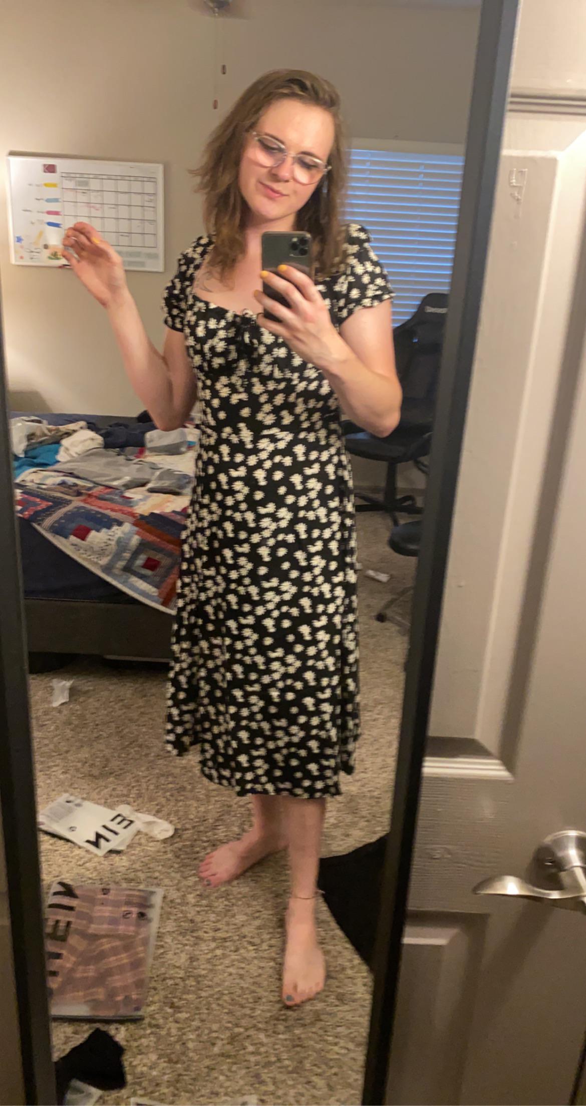 feeling so euphoric in this dress!!! 💕💕 | Scrolller