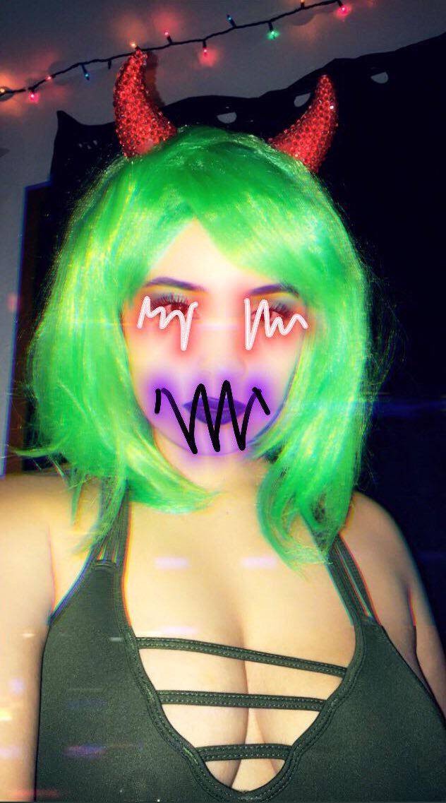 Feeling spooky- and horny 😈💦 | Scrolller