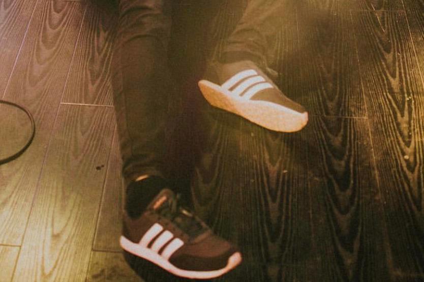 Fellas help me identify these shoes | Scrolller