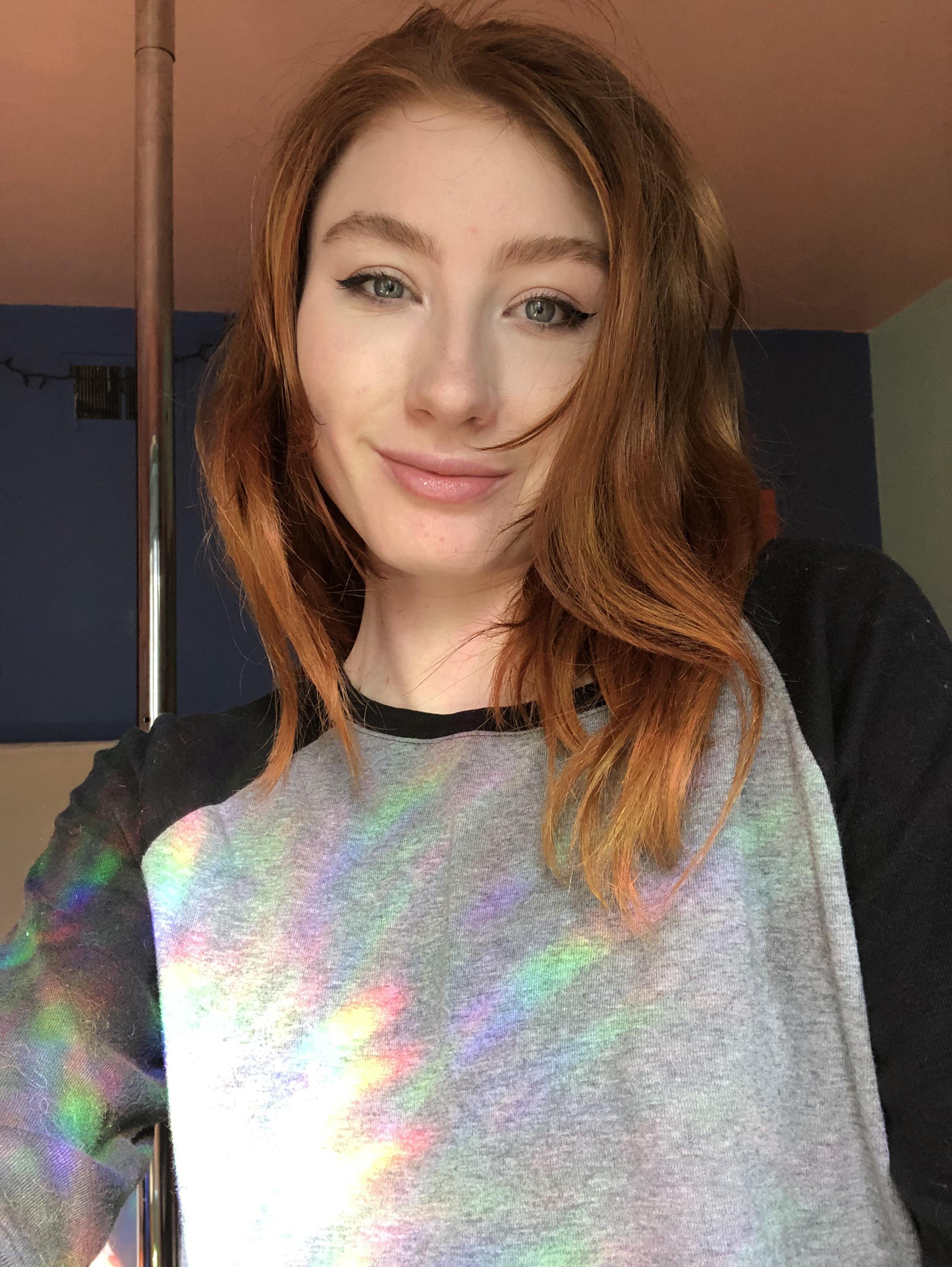 Felt Cute Today 🦊 Scrolller
