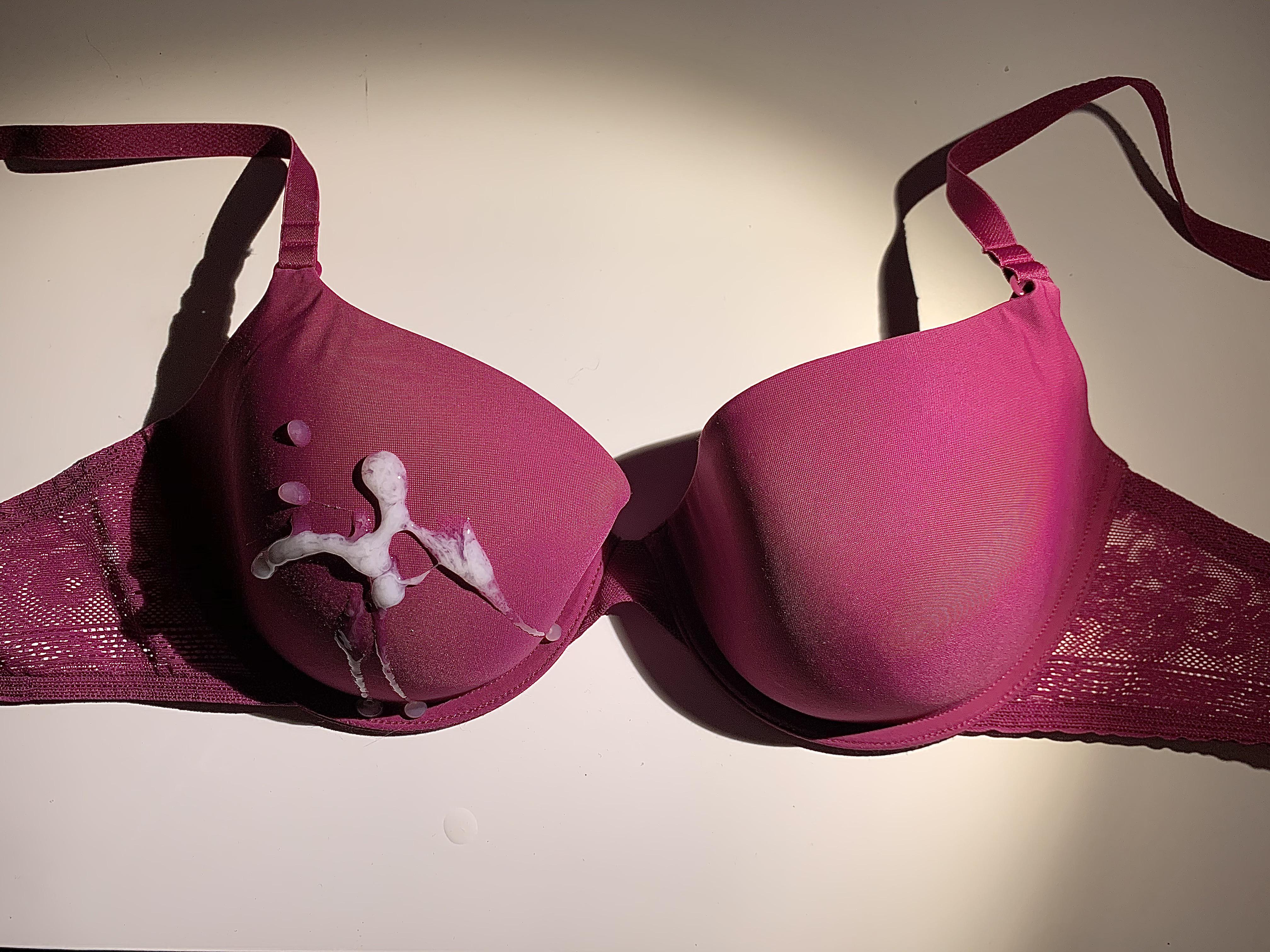 felt good spilling cum on my sisters bra again | Scrolller