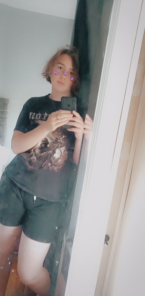 Felt kinda cute haha! | Scrolller