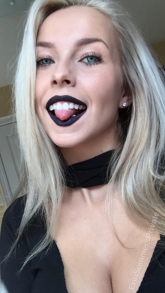 Felt like getting choked 🥀 | Scrolller