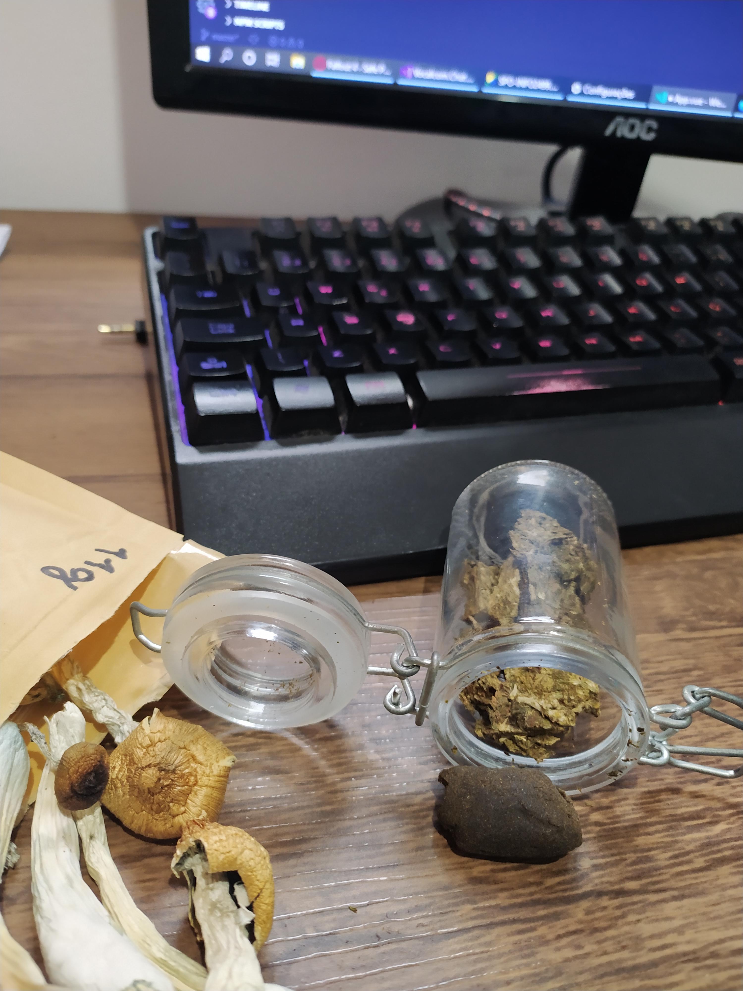 Feriado vai render | Scrolller