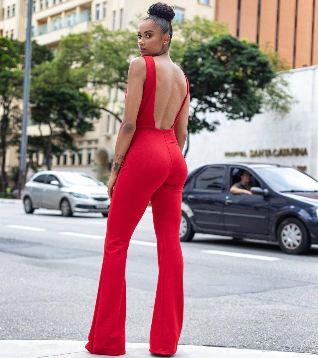 Fernanda Isis | Scrolller