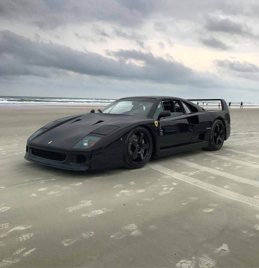 Ferrari F40 | Scrolller