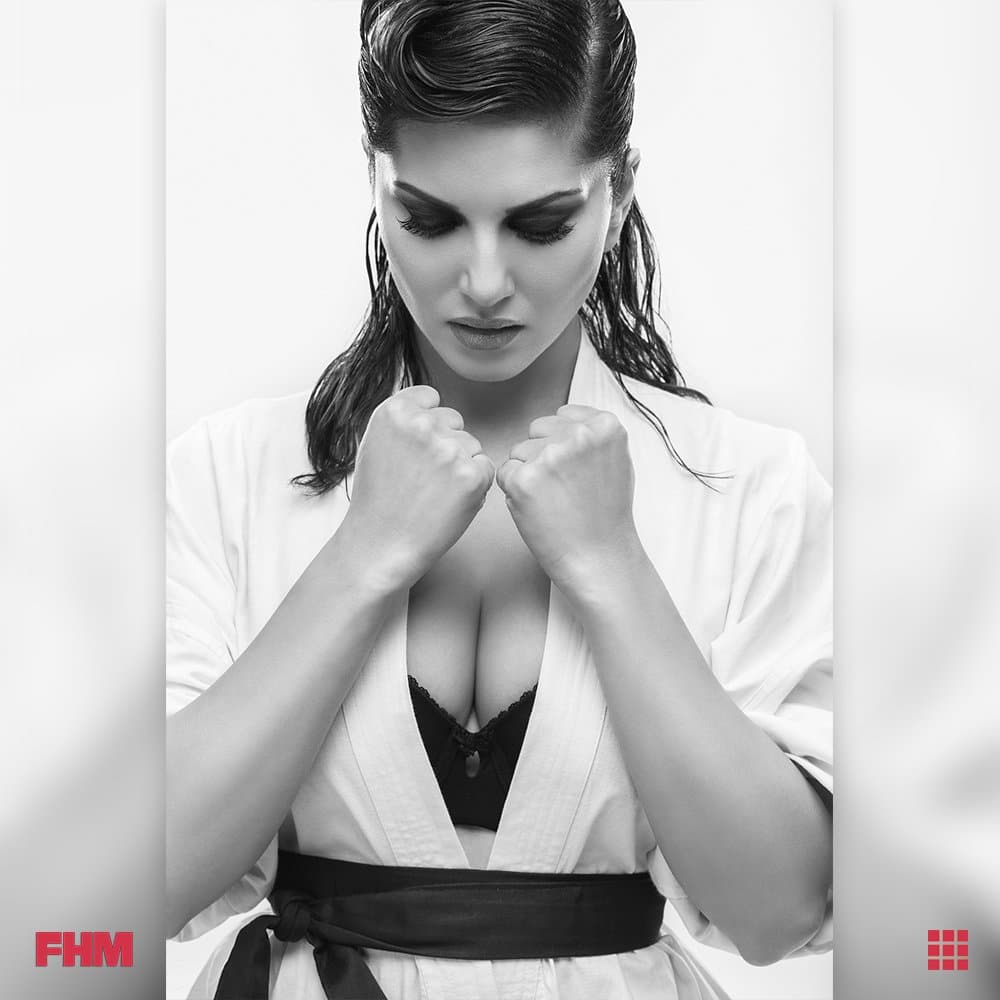 FHM cleavage | Scrolller