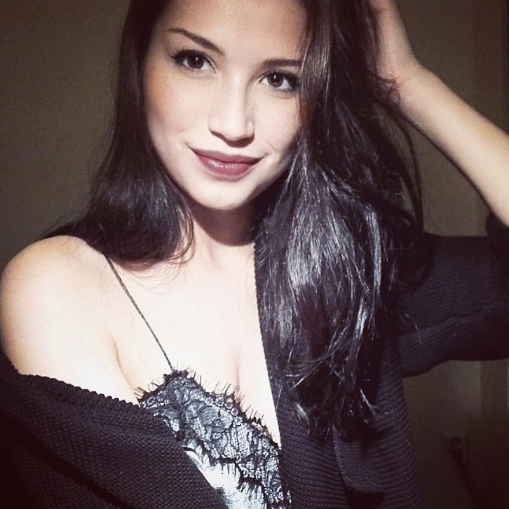 Filipina / Austrian | Scrolller