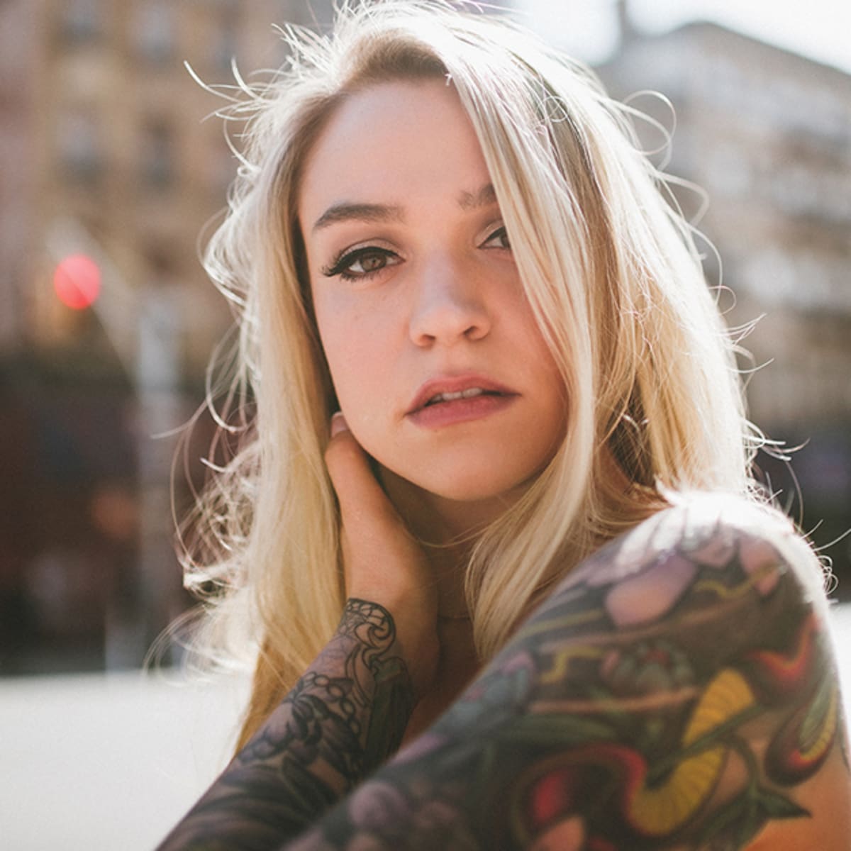 FINAL RESULTS - Best Female Artist - The winner is... | Scrolller