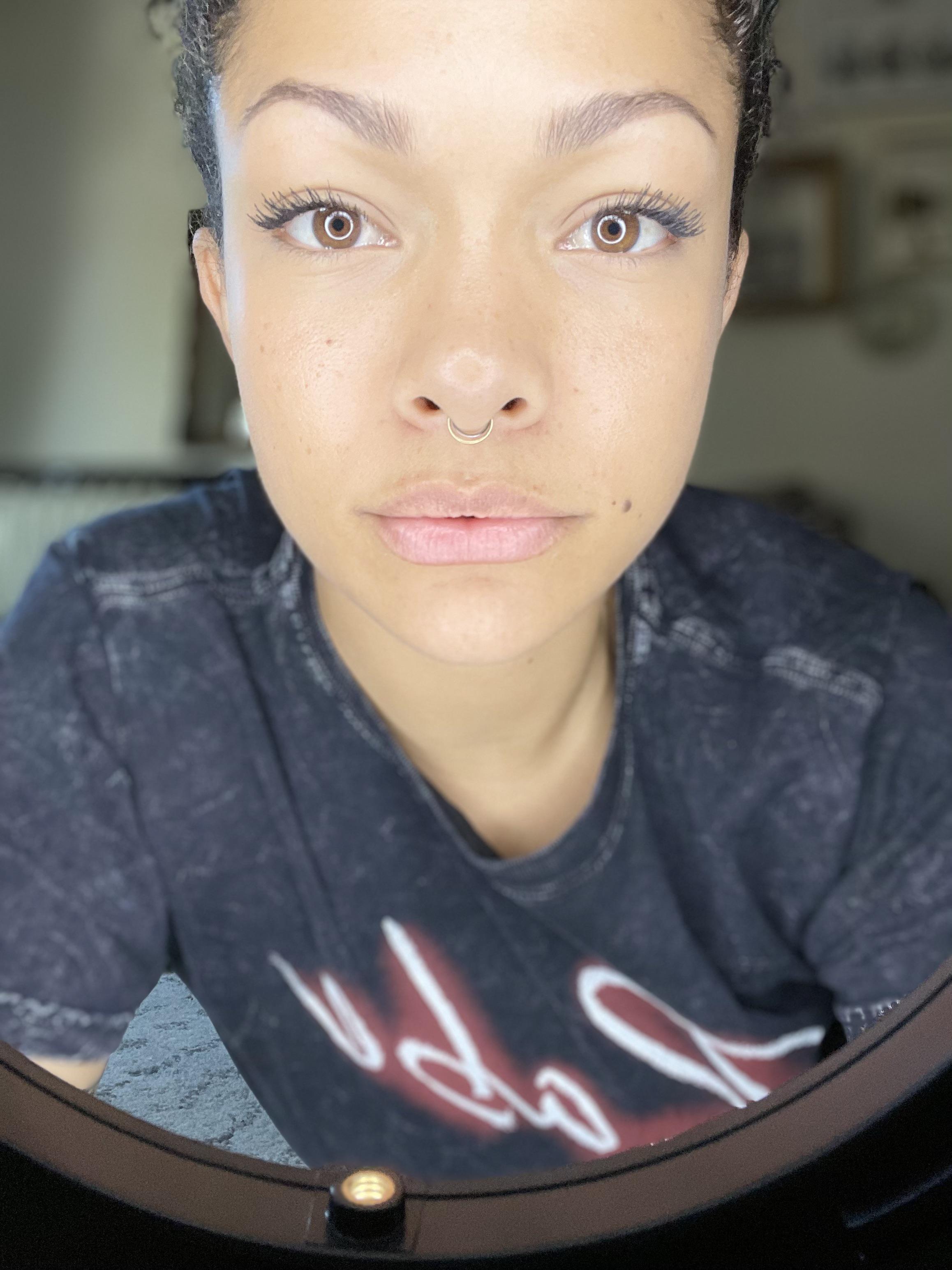 Finally bought one of those ring lights! | Scrolller