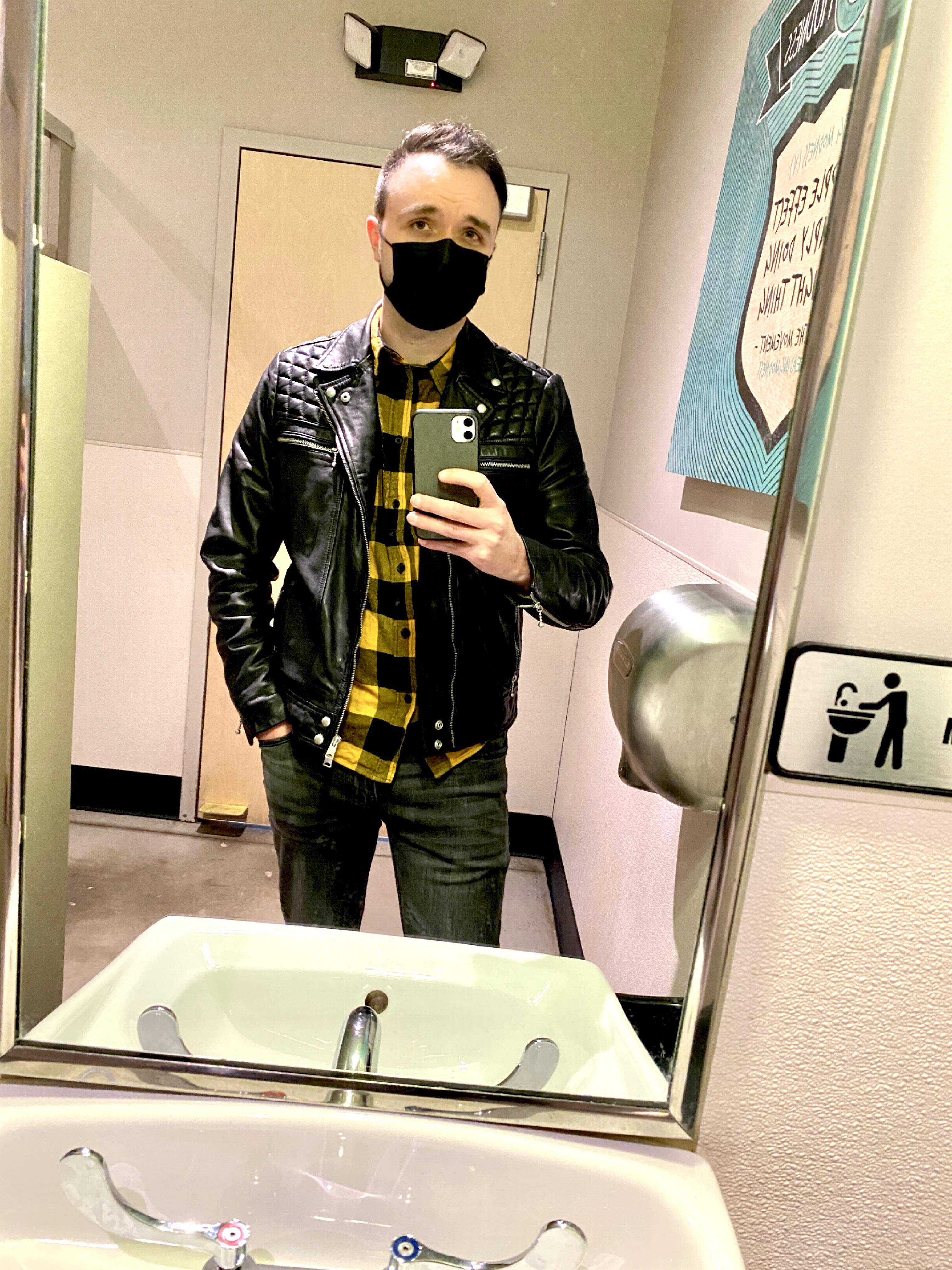 finally friday. | Scrolller