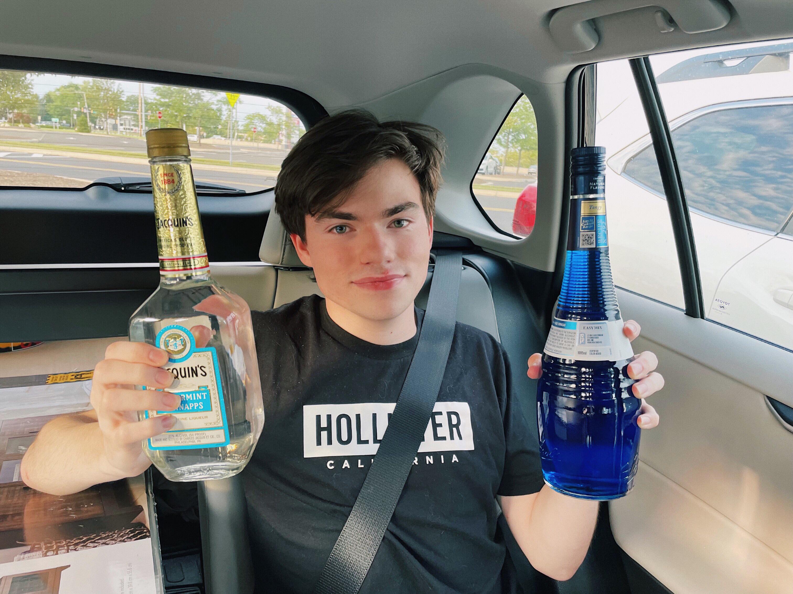 finally old enough to go to the gay clubs 😛 #21 | Scrolller