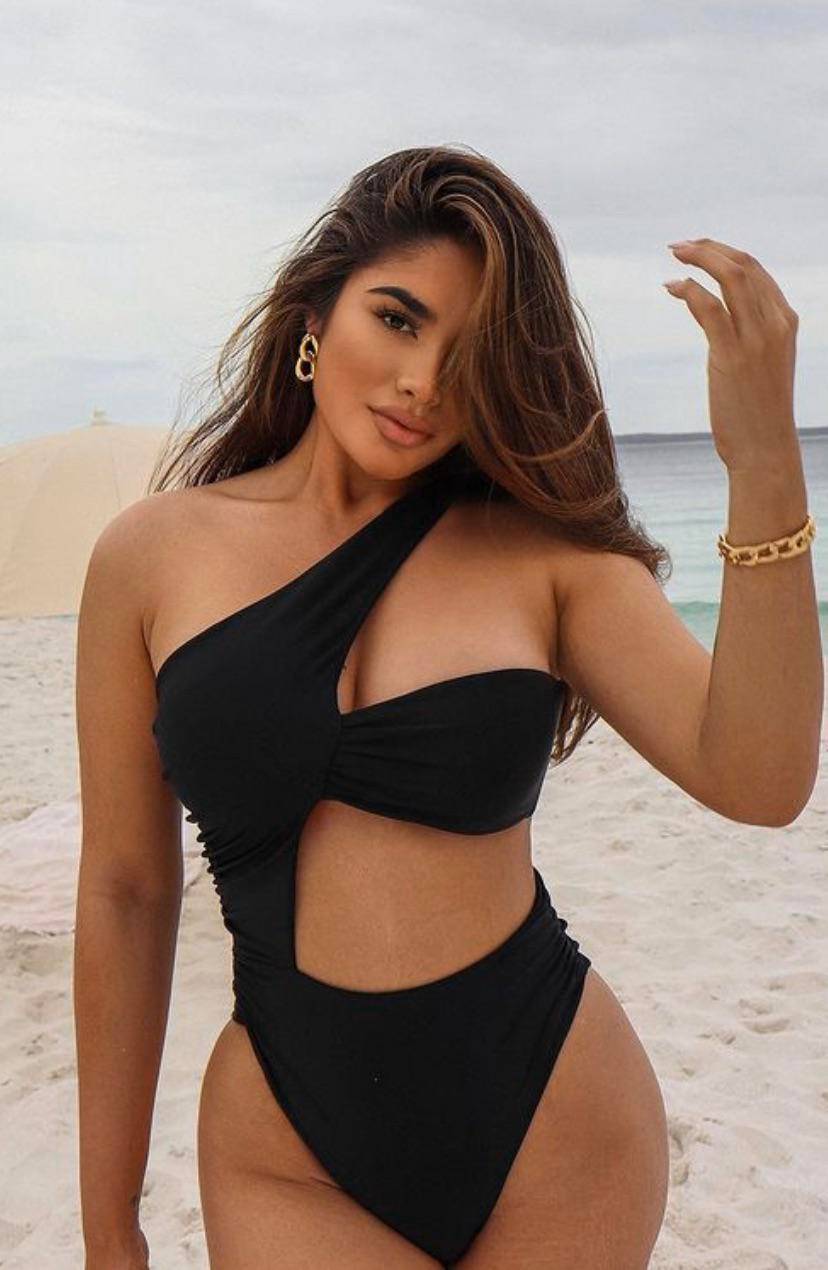 fine as hell | Scrolller