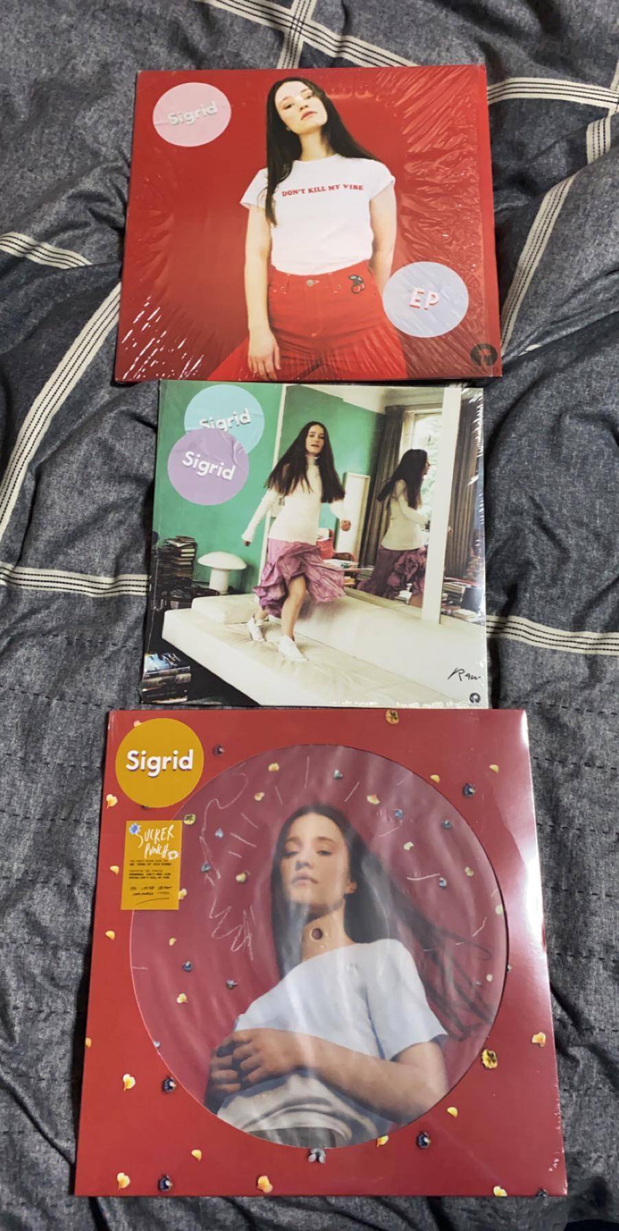 Finished my Sigrid vinyl collection today! | Scrolller