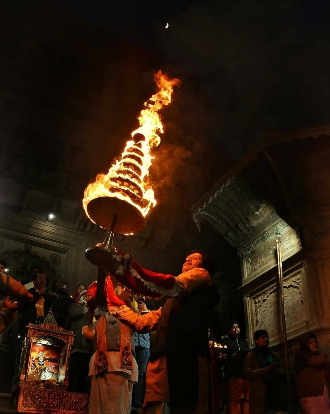 Fire Aarti | Scrolller