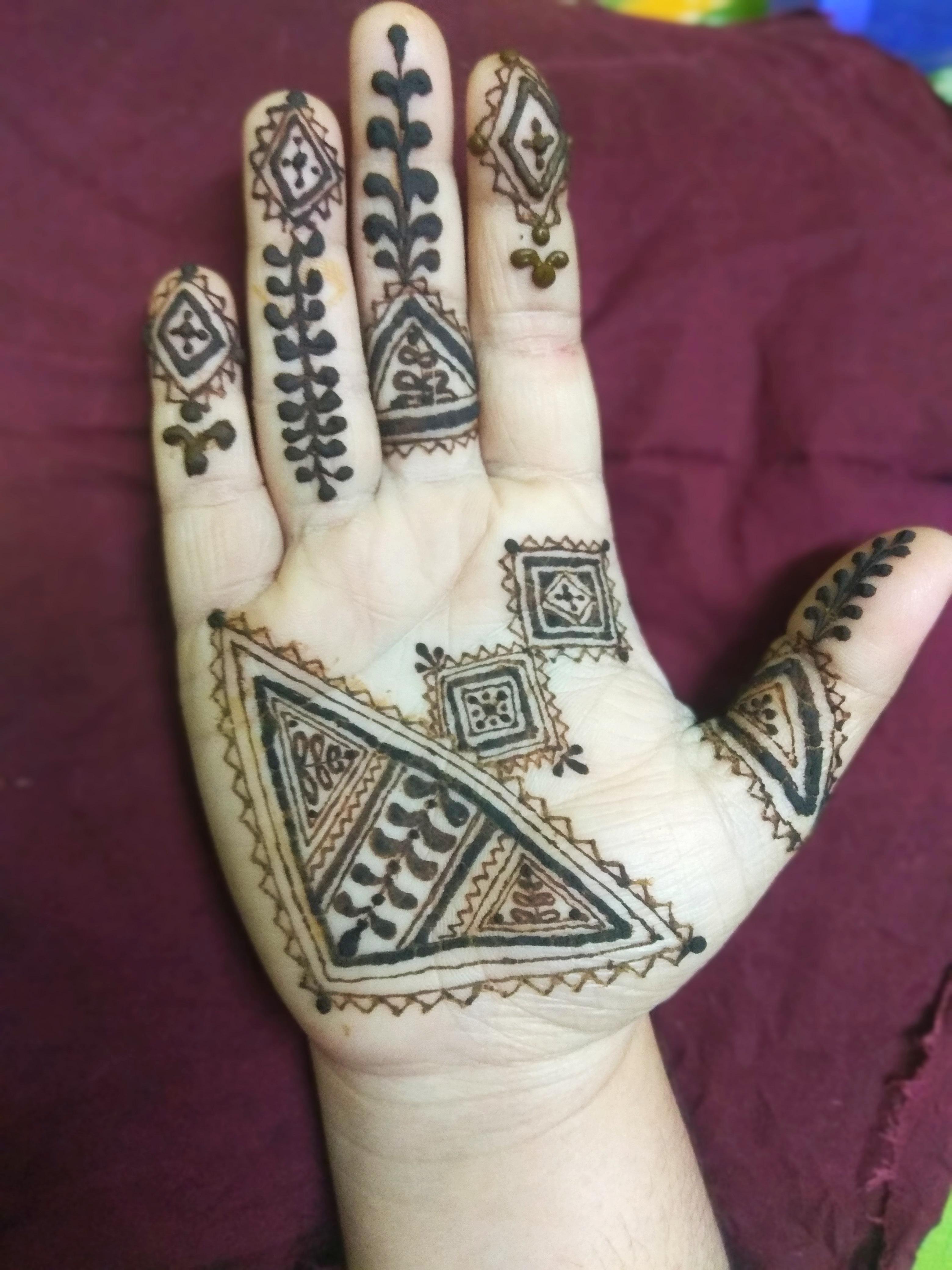 First attempt at mehndi | Scrolller