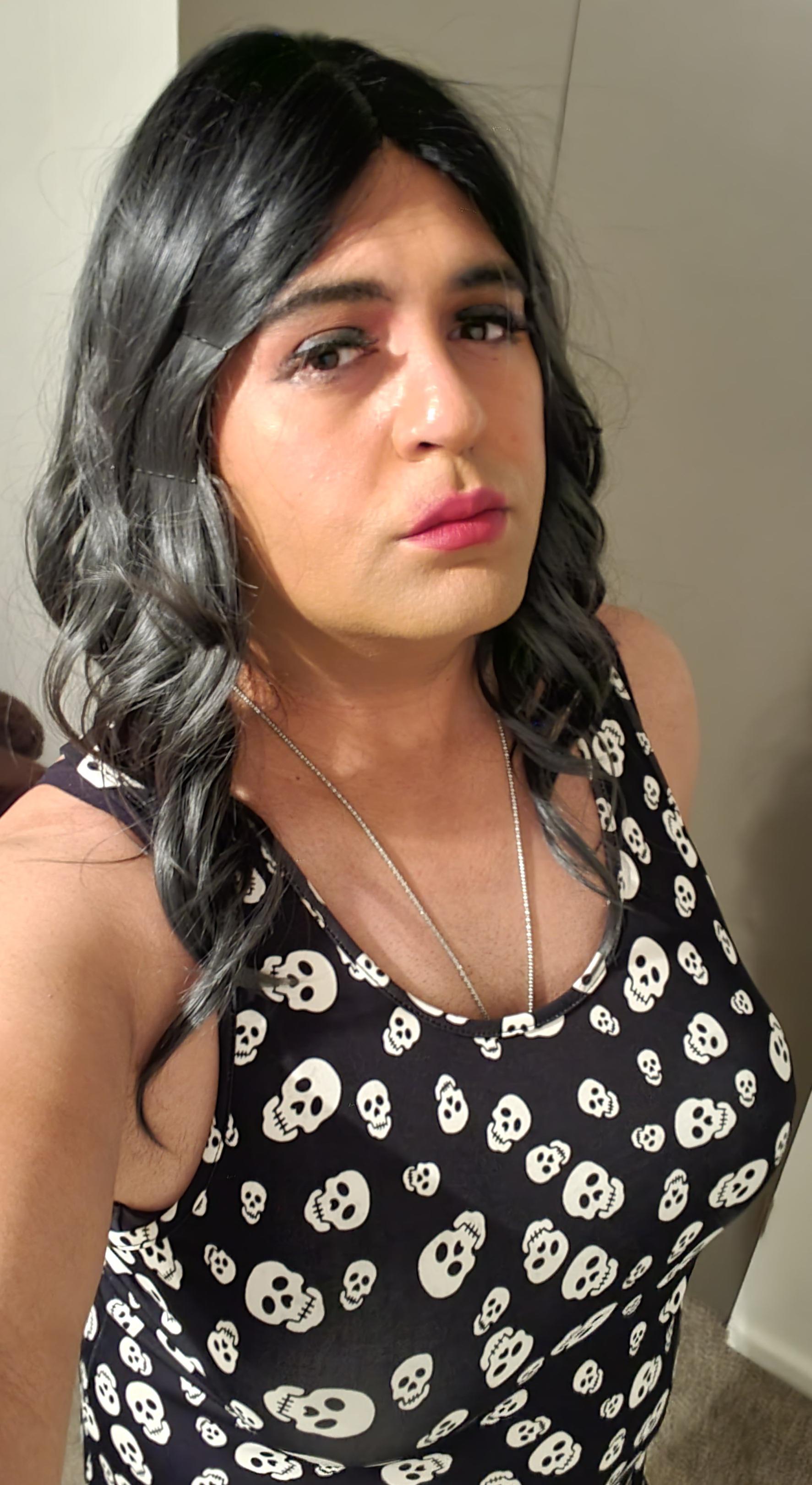 MTF or NB?, 34, No HRT, Actually don't mind this unedited pic | Scrolller