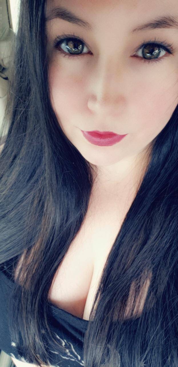 First post - I took this while waiting for a doc appt yesterday! (35F) | Scrolller