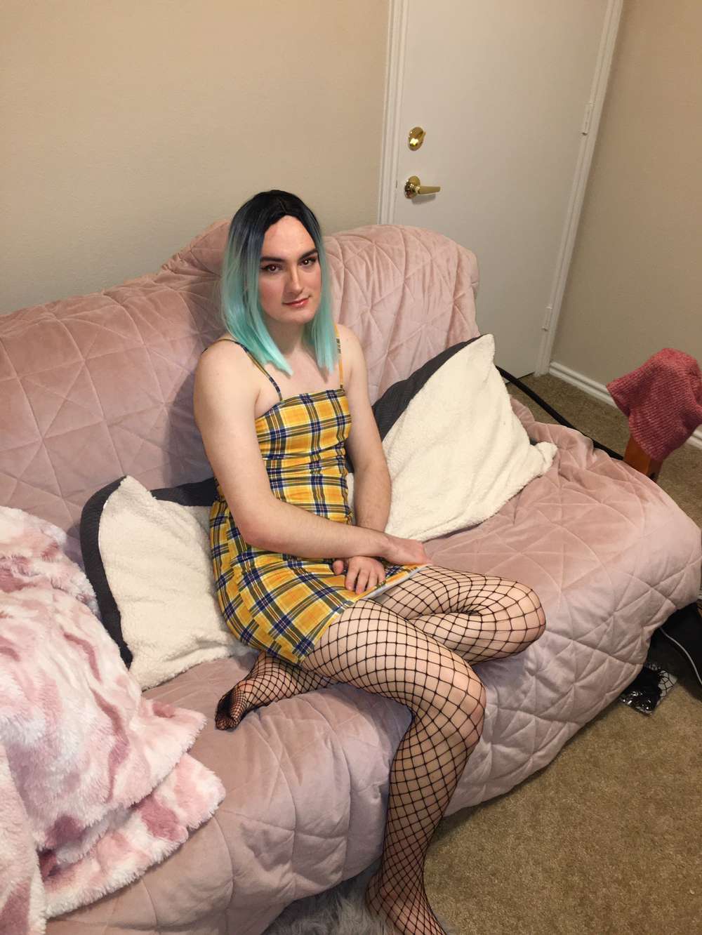 Missing your attention | Scrolller